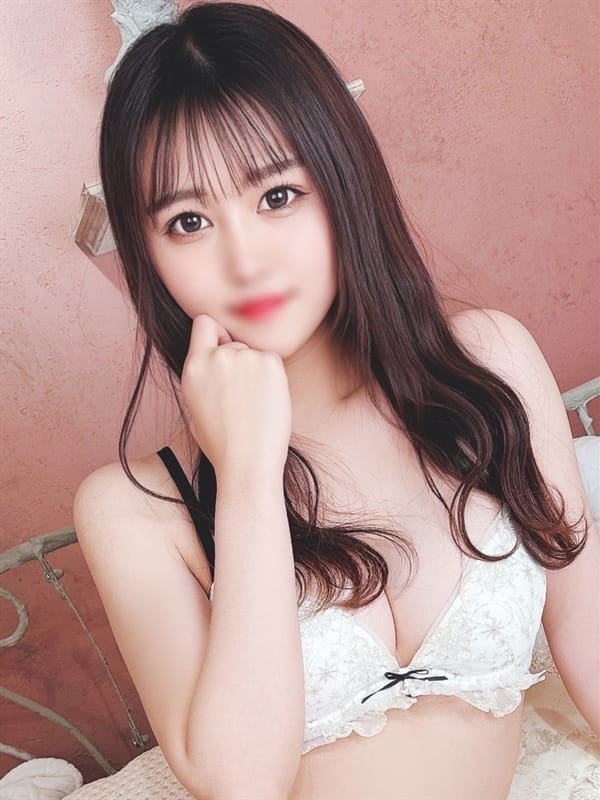 くるみ【素人感満載の受付嬢】：厳選美女専門デリバリー STELLA TOKYO -池袋/デリヘル｜駅ちか！人気ランキング